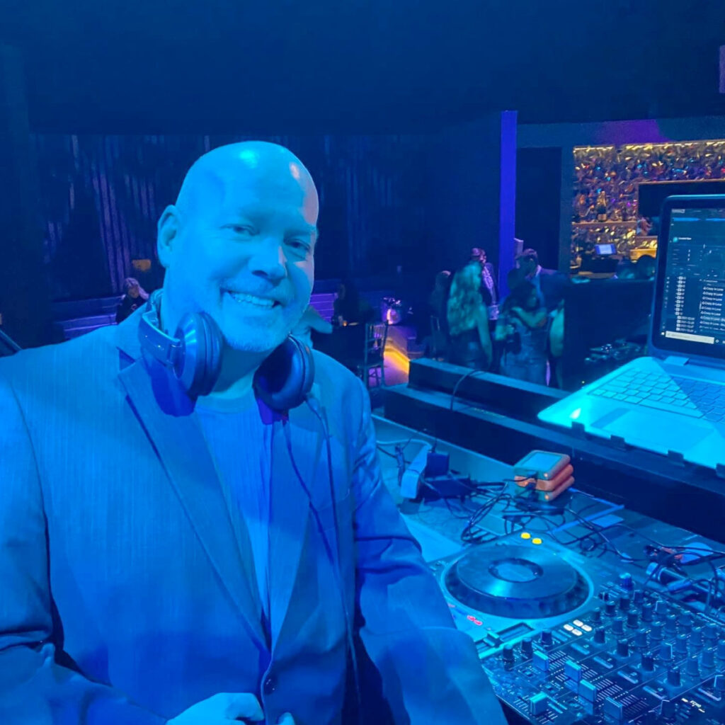 Shenanigan's Night Club - Sea Isle City, NJ - Live DJ's, Reggae, Happy Hour